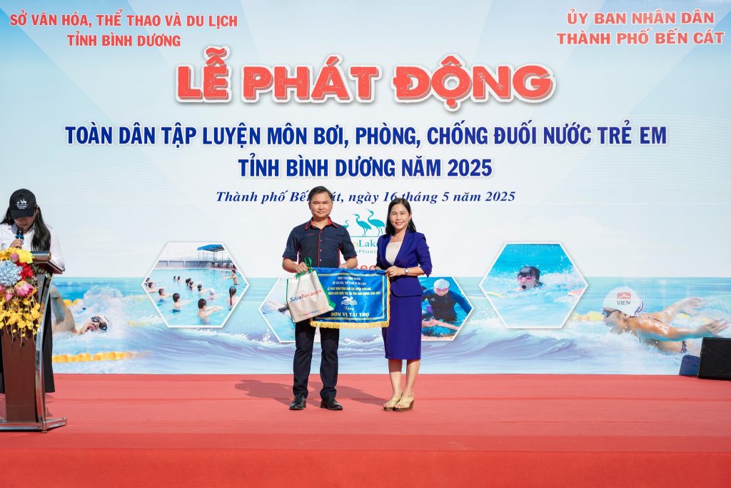 Lễ phát động toàn dân tập luyện môn bơi, phòng chống đuối nước trẻ em ...